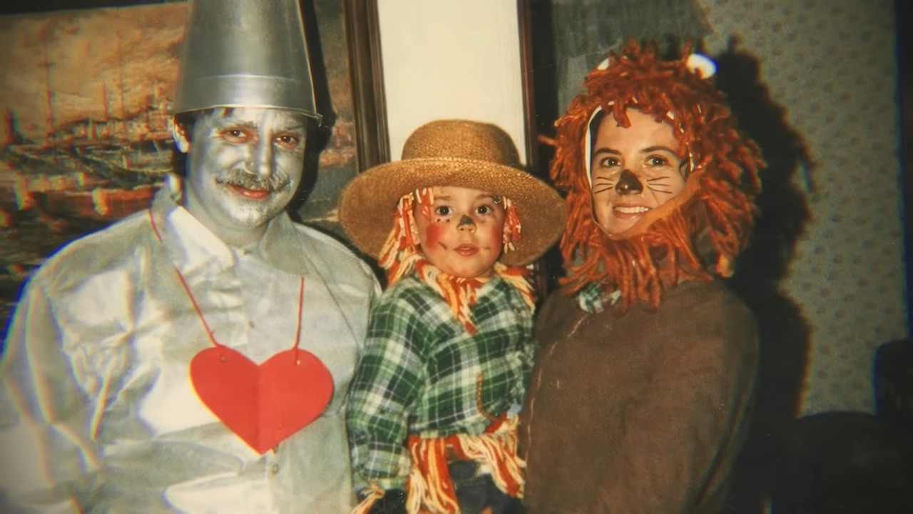 A pregnant mother, a dead family, and a killer who was never found