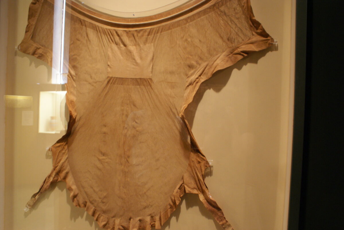 16 pivotal moments in the surprisingly fascinating history of underwear