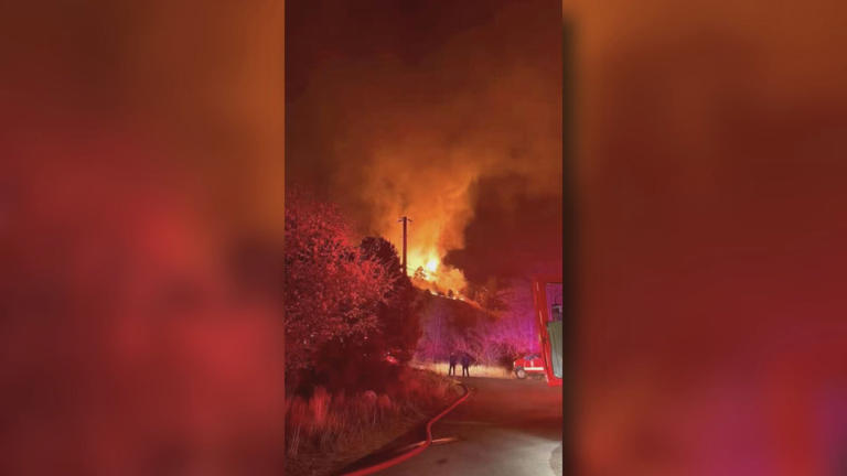 'Goat Trail Fire' burns near Boulder, evacuation warnings lifted, 100% ...