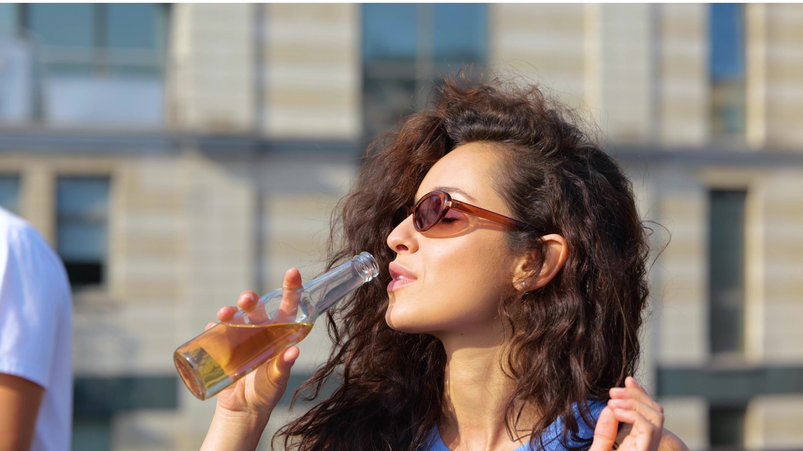 6 signs the American relationship with alcohol is genuinely shifting