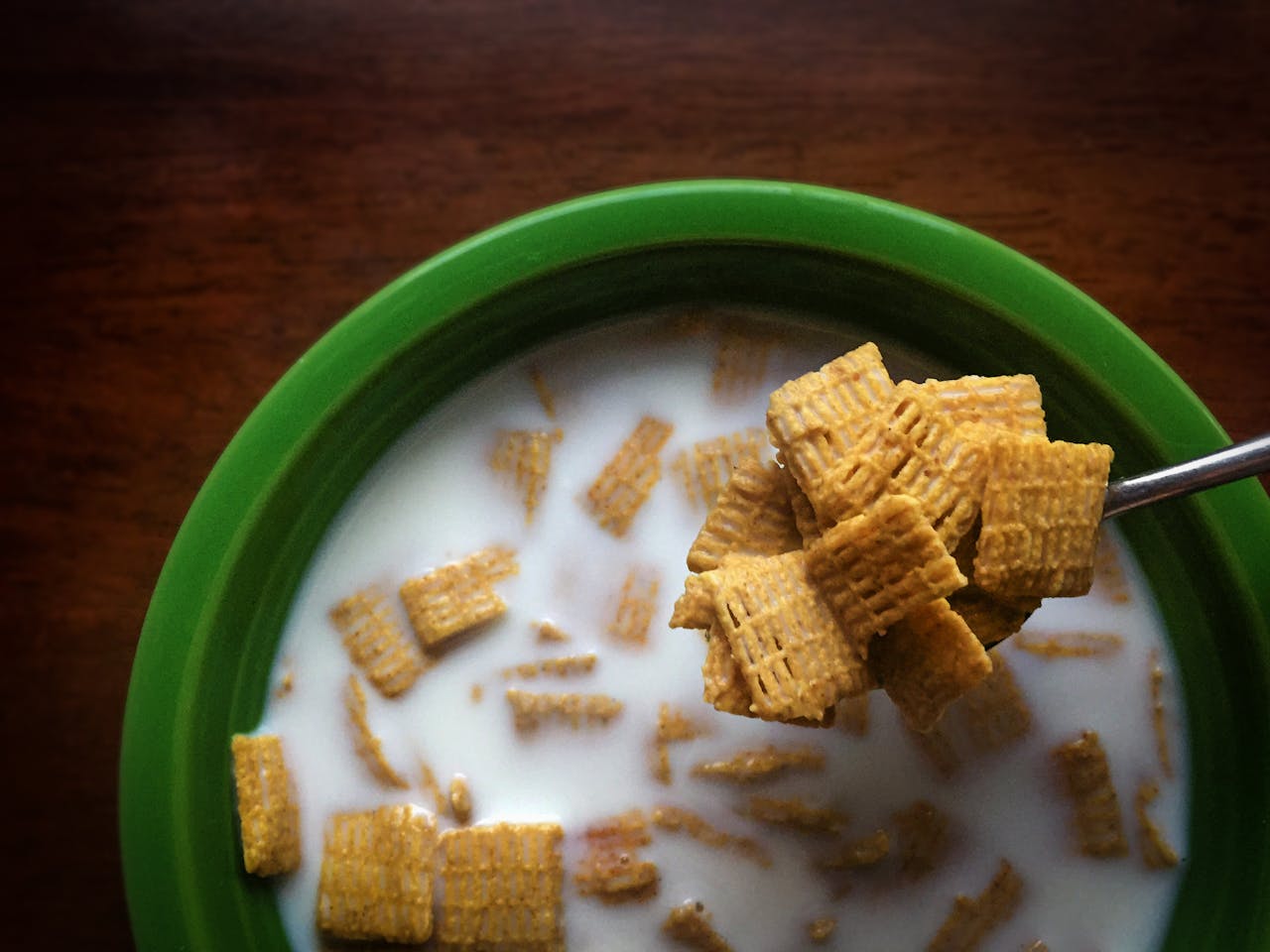 10 familiar foods people say just don’t taste the same anymore