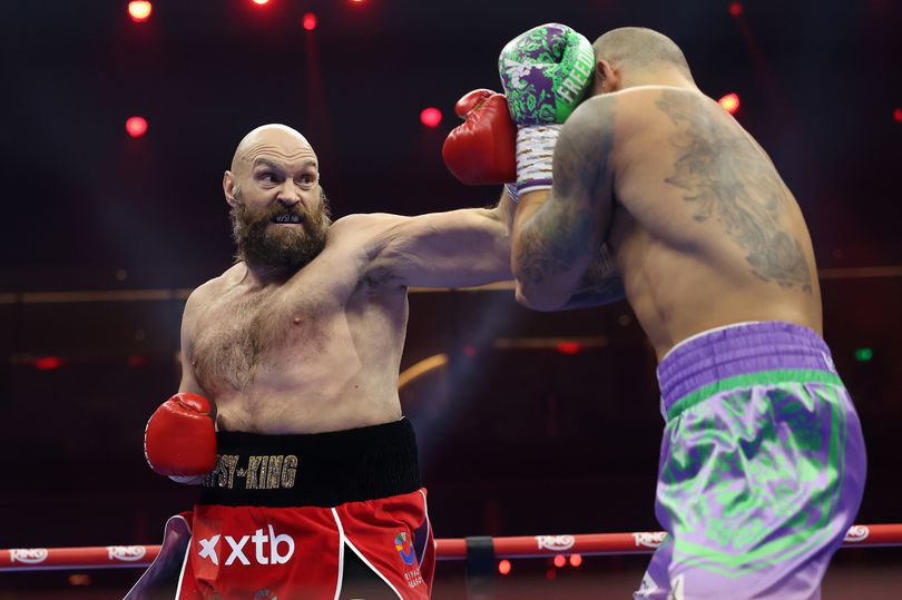 Tyson Fury's Netflix ring return sparks family feud with dad John 'not ...