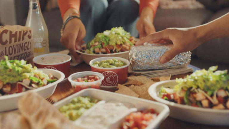 New Chipotle Mexican Grill with digital drive-thru opens this week in ...