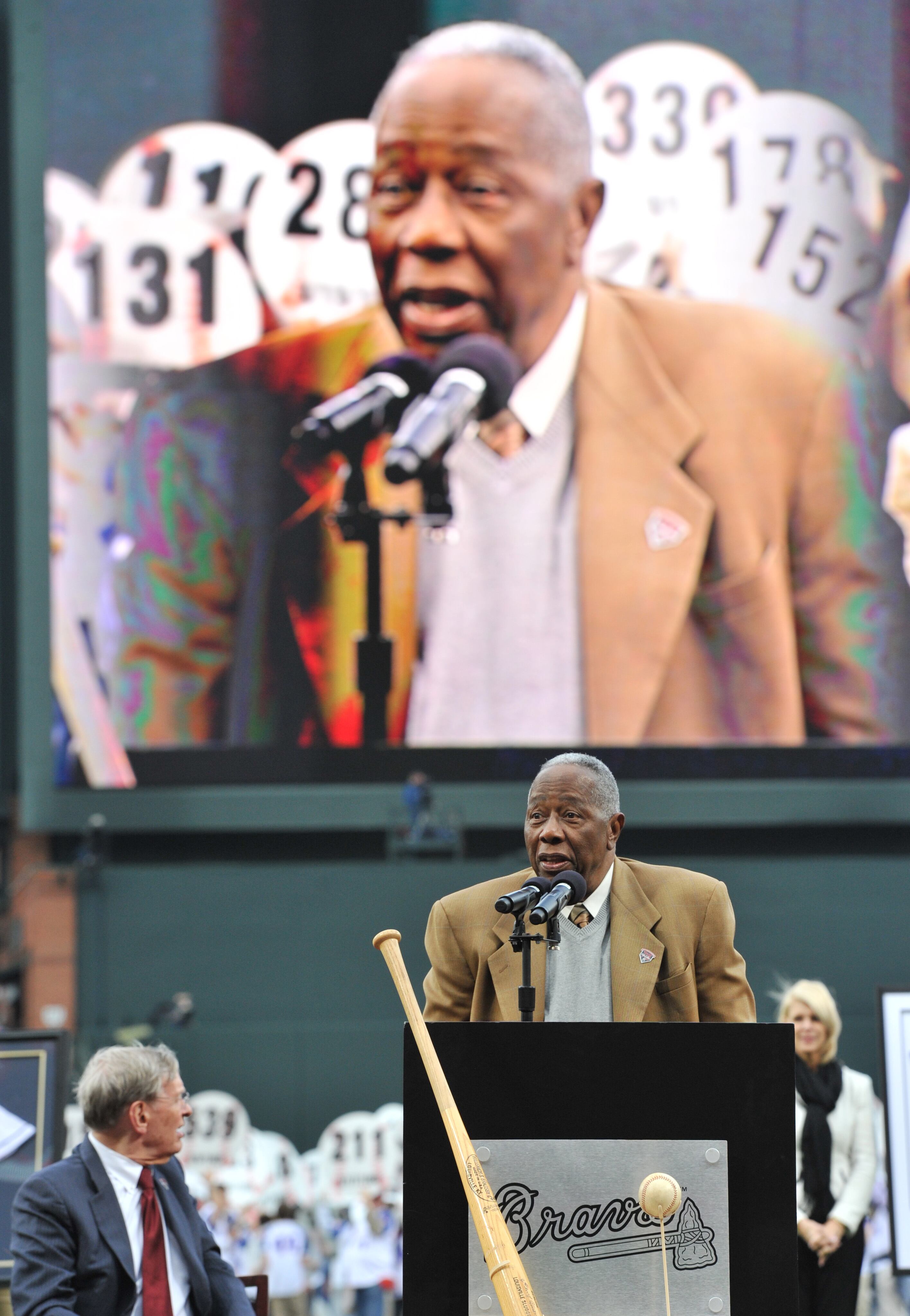 Hank Aaron: 52 years ago, Braves great hammered 715th HR to break Babe ...