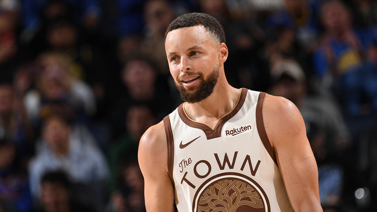 Steph Curry reveals secret to four-point play success in Warriors' win ...