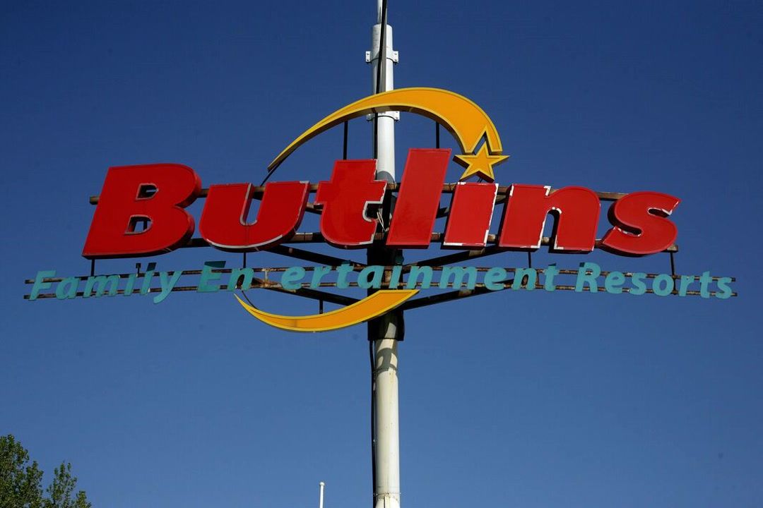 Butlins starts consultation on 250 job cuts