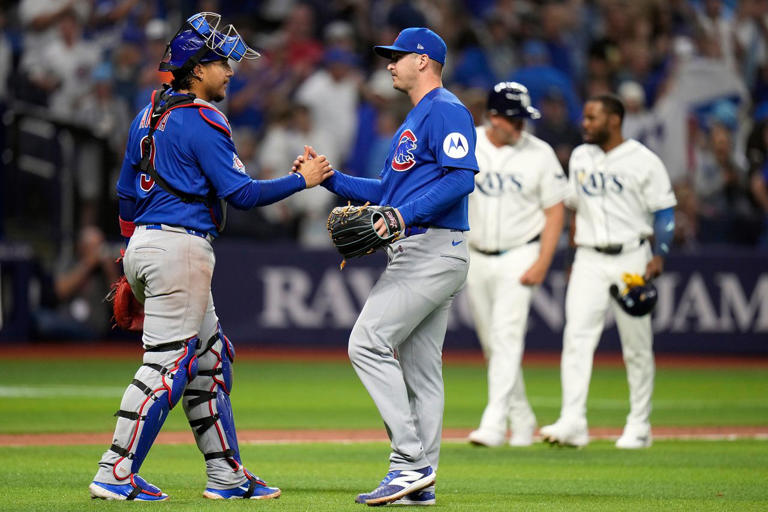 MLB fan accidentally loses their pants live on air while chasing a foul ...