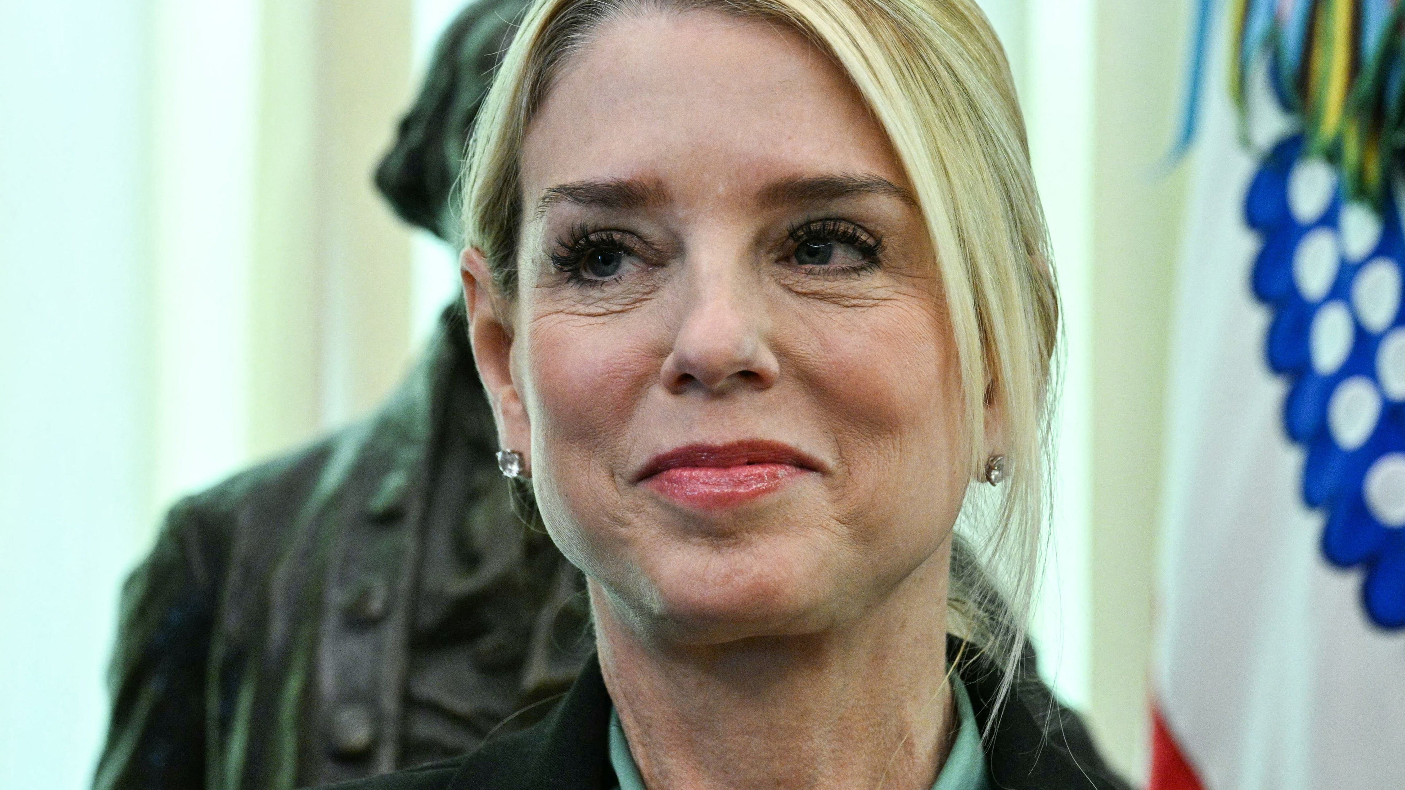 Mace blasts Bondi’s bid to wriggle out of Epstein grilling