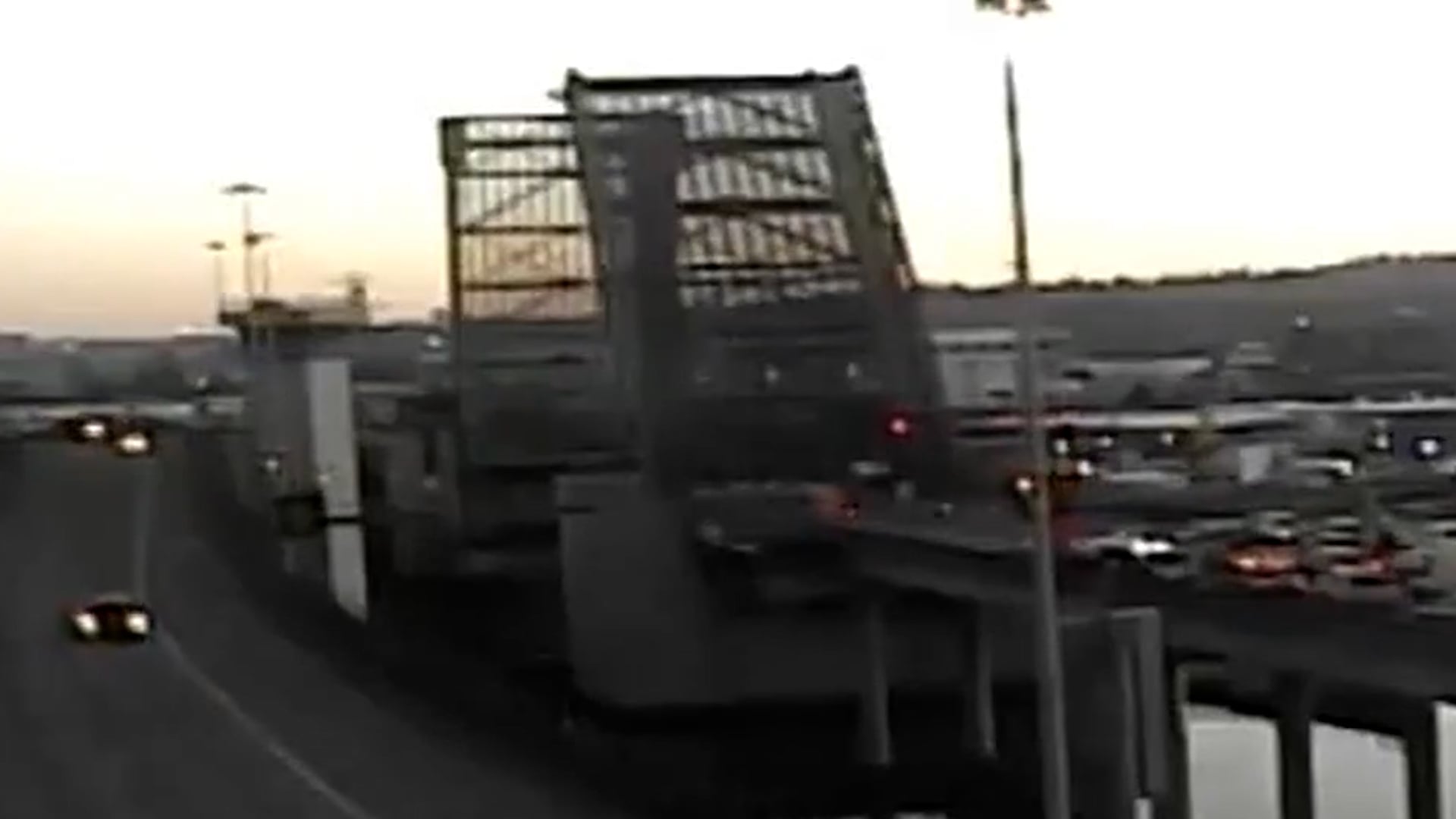 SR 99 First Ave bridge stuck open in Seattle, US