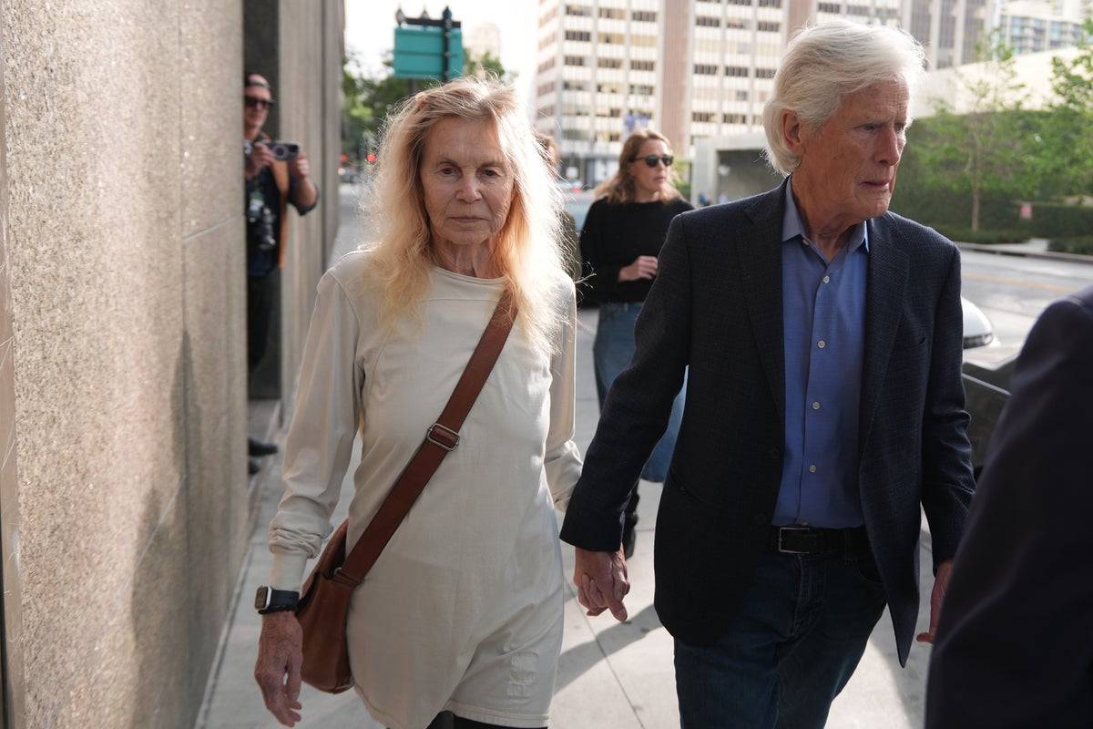 Matthew Perry’s parents arrive for 'Ketamine Queen' sentencing