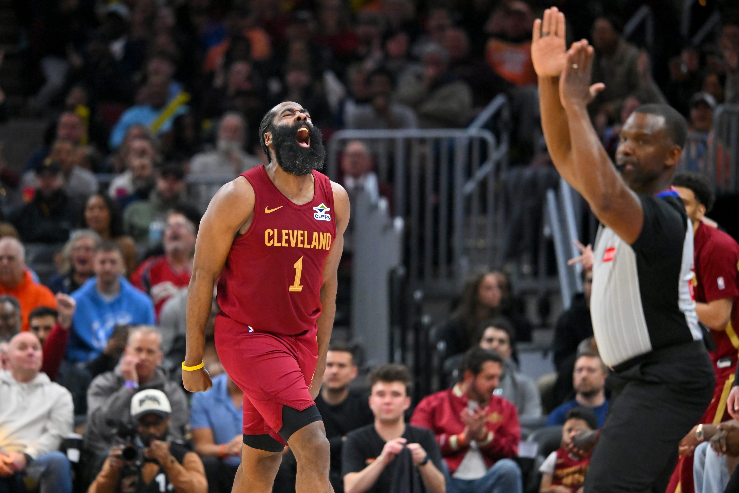 Dabble promo code FOX unlocks $10 no deposit ahead of Hawks vs ...