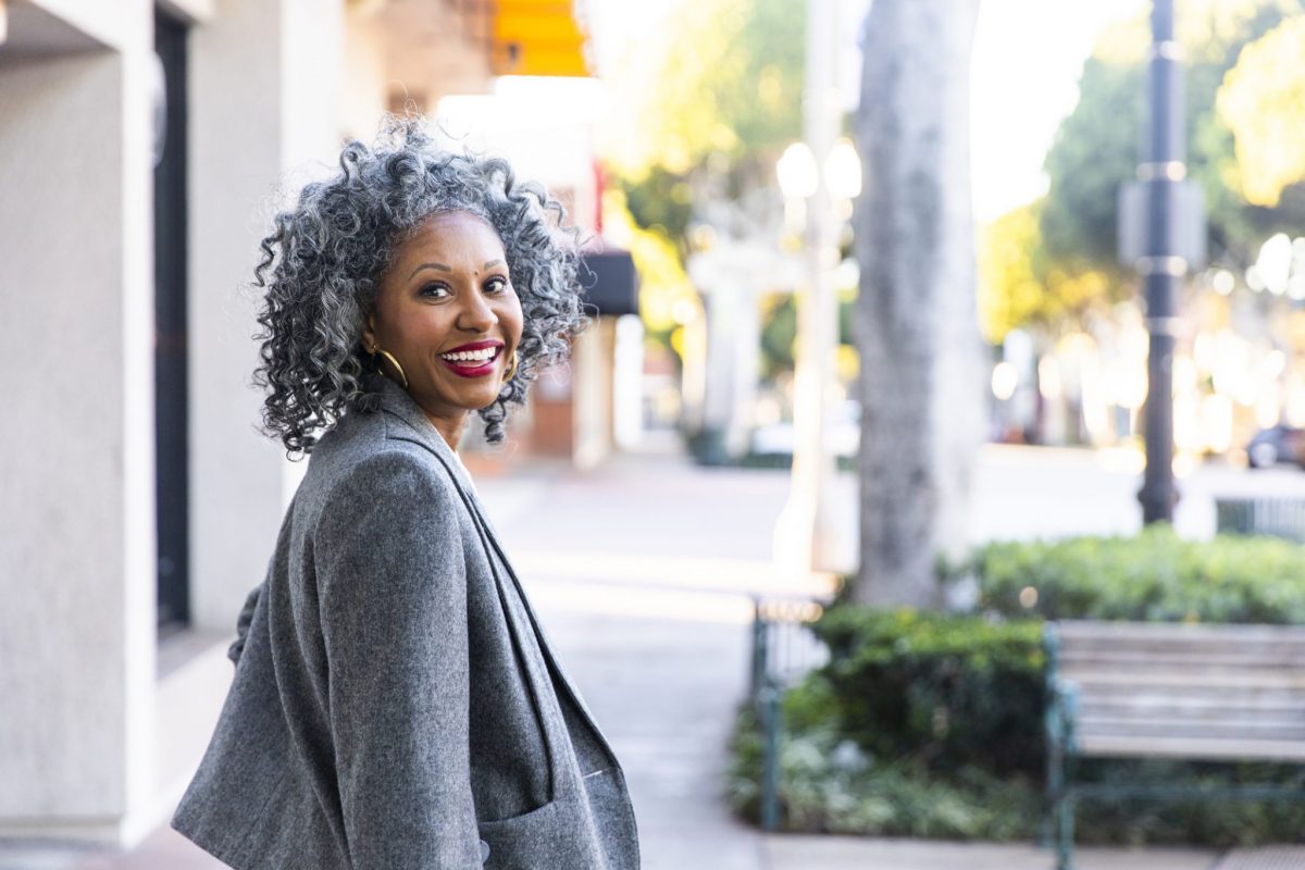 The best accessories for gray hair