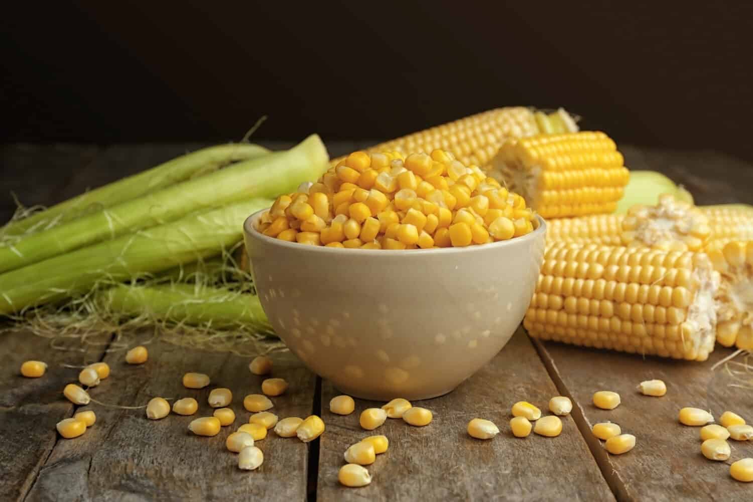 How to microwave corn on the cob in 5 easy steps