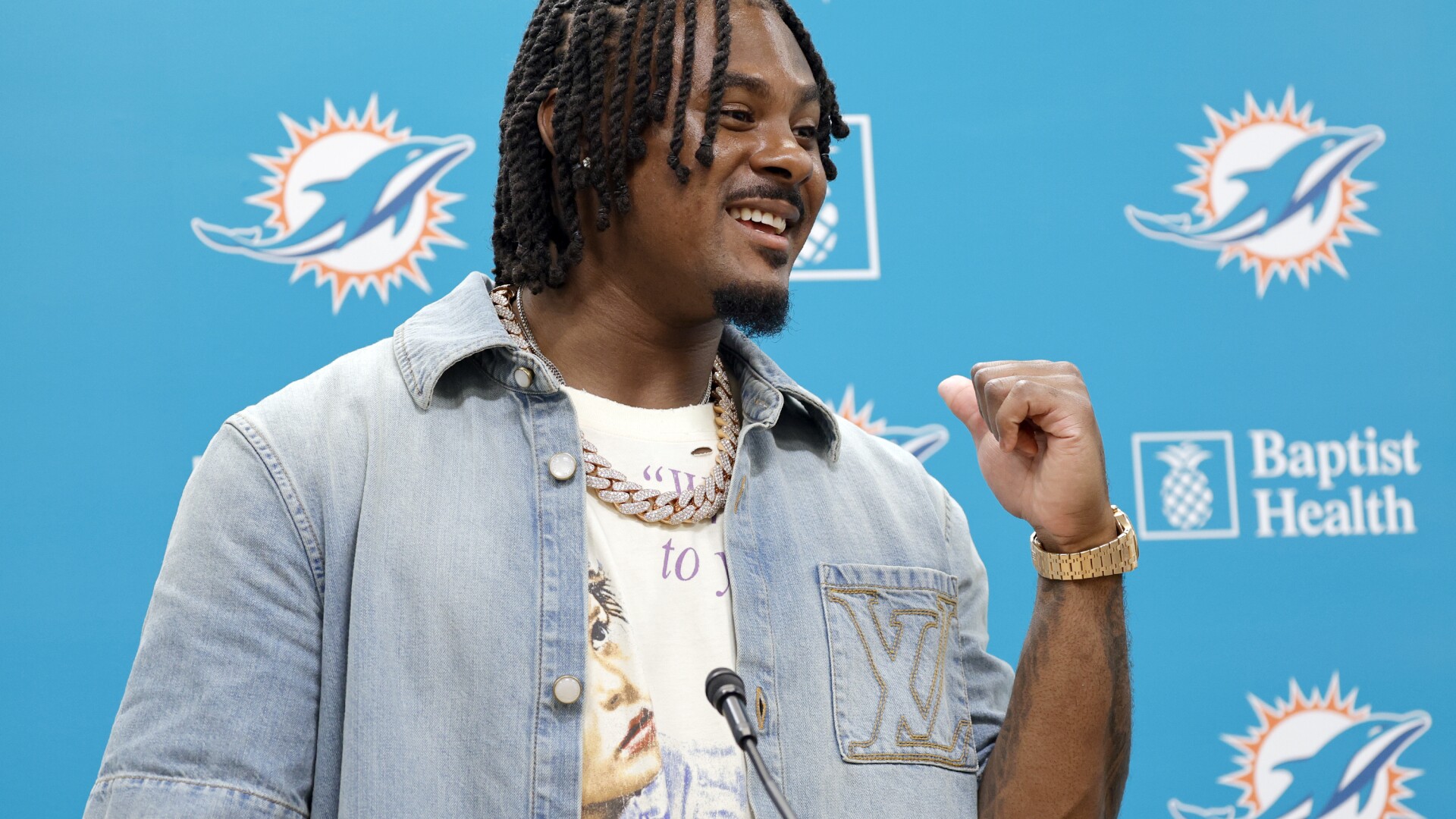 Dolphins OC Bobby Slowik: Malik Willis's running ability lets you ...