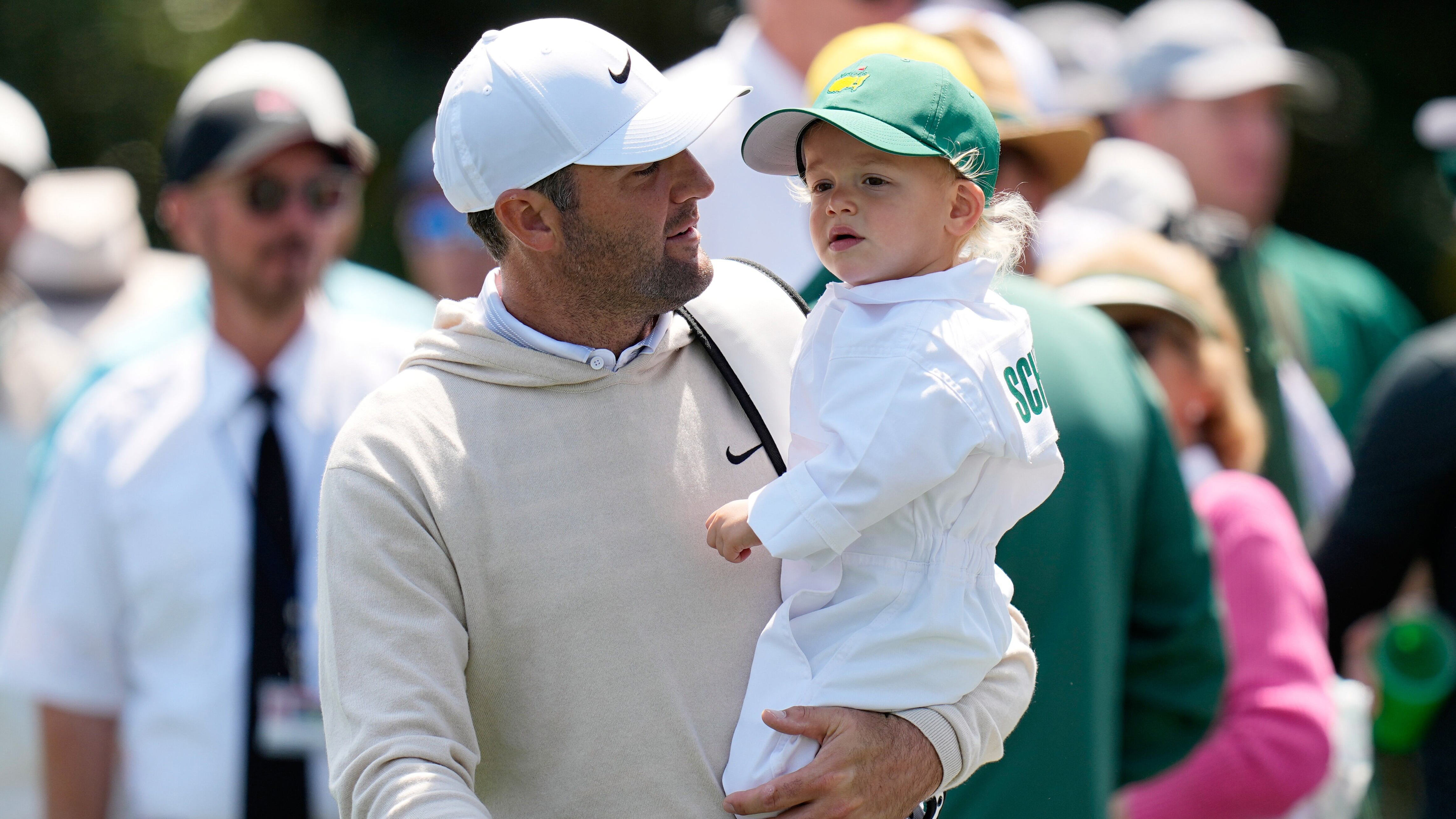 Now a father of 2, Scheffler is once again a Masters favorite