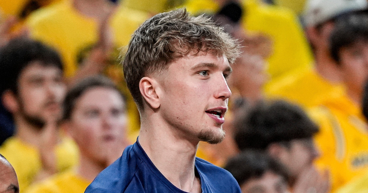 Michigan guard Winters Grady enters transfer portal