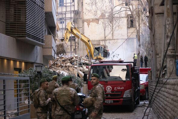 Tom Llamas gives 4-word warning about 'fragile' ceasefire