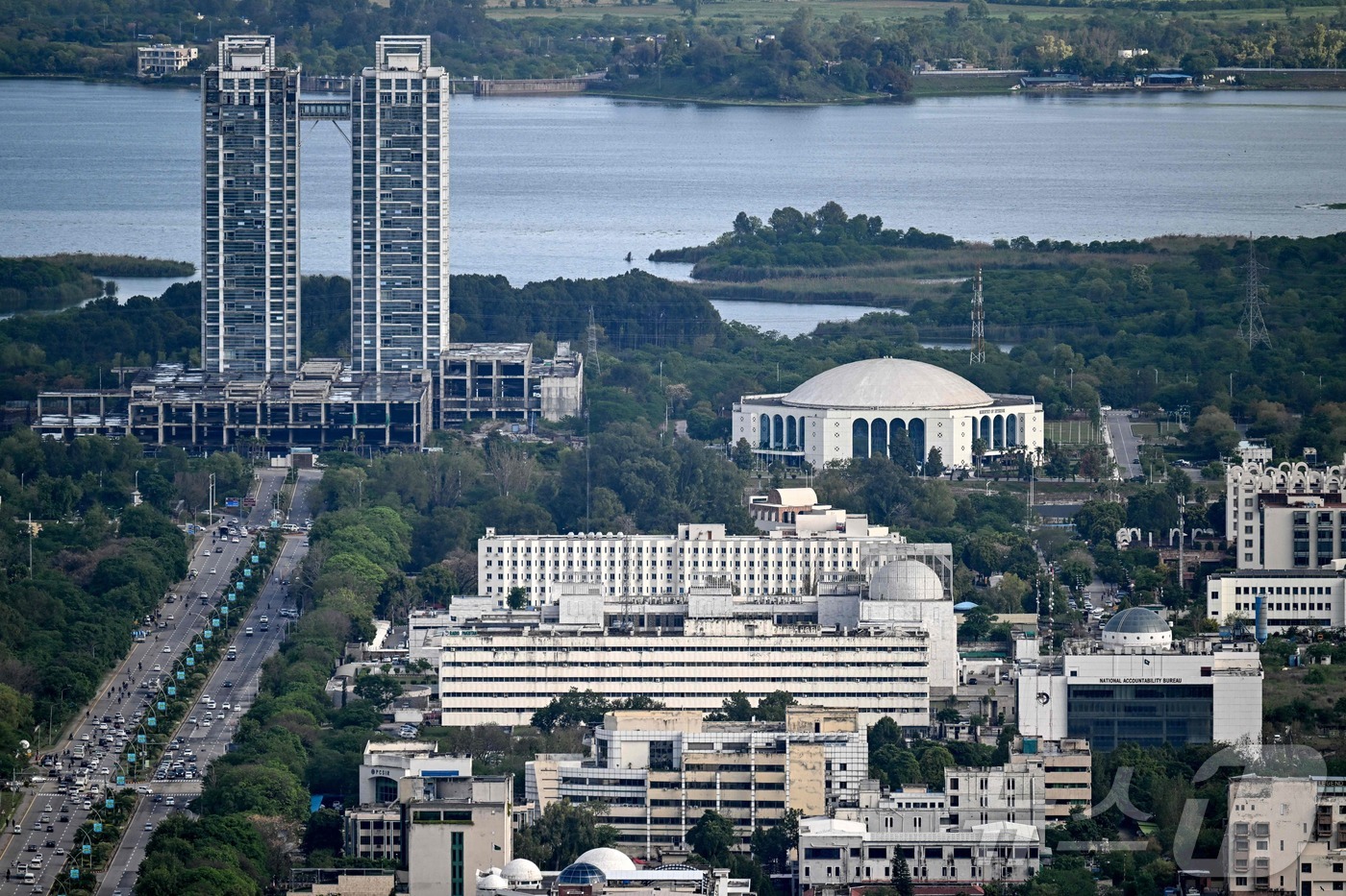 美·이란 종전협상 카운트다운…파키스탄 수도 이틀간 '휴일'