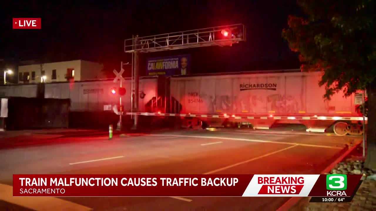Train malfunction causes traffic delays in Midtown Sacramento