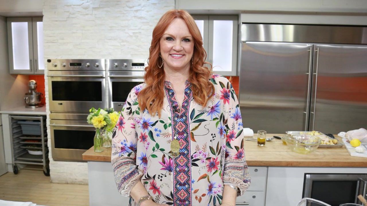 The Pioneer Woman reveals her must-have cookbooks