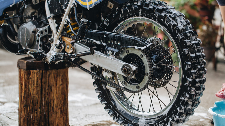 5 tips & tricks for detailing your motorcycle