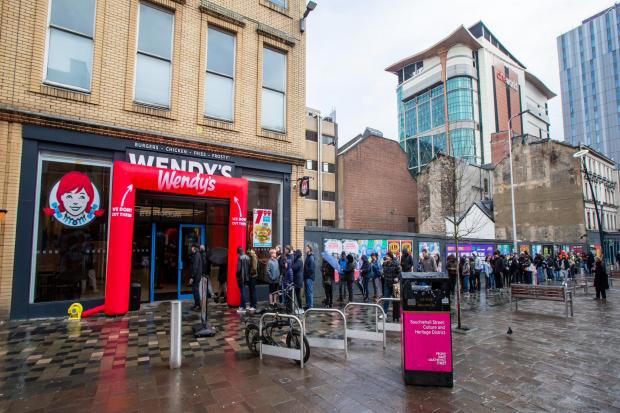 Huge queue forms outside Glasgow's first Wendy's location