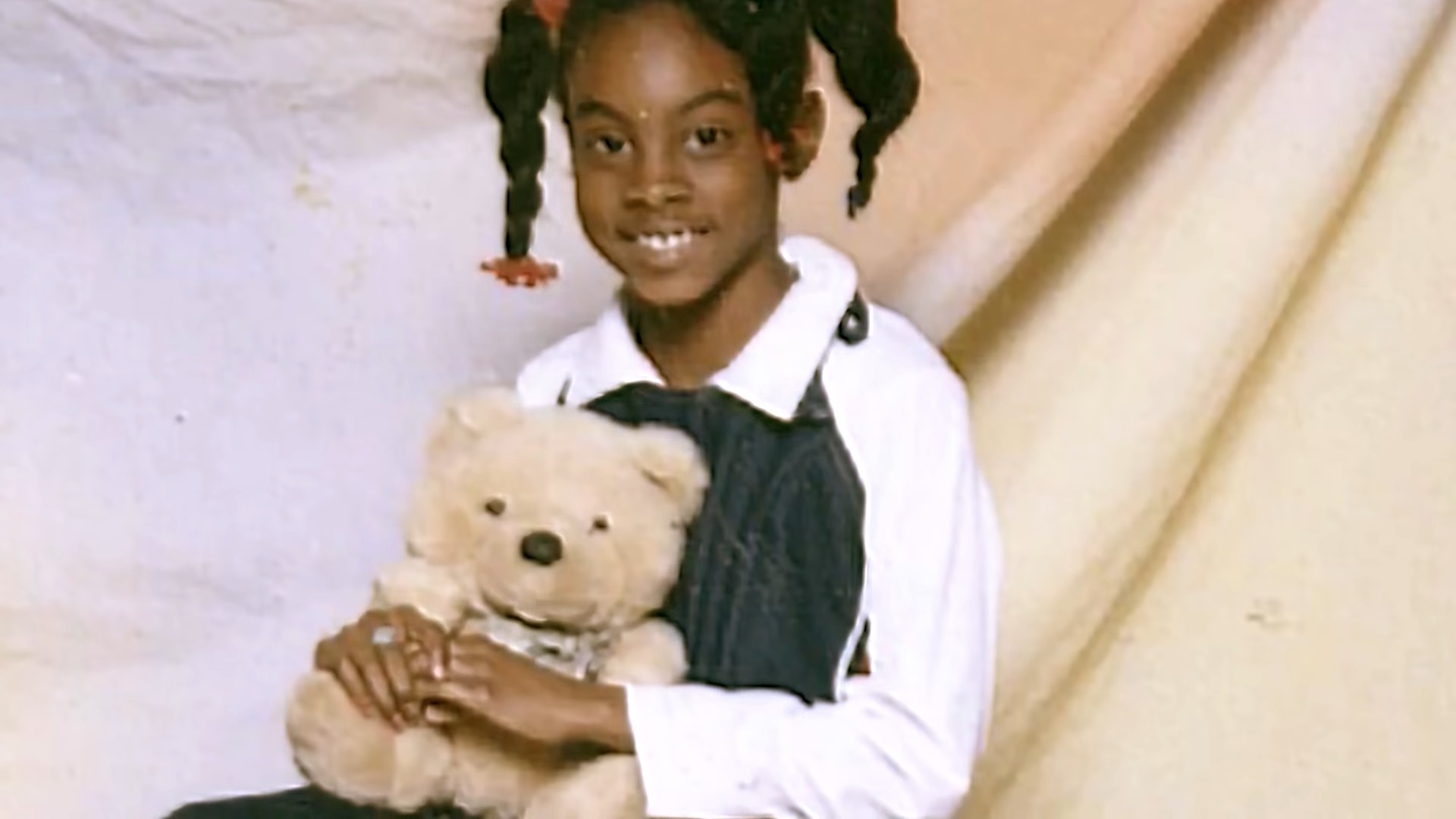 She walked out before sunrise with her backpack - then disappeared ...