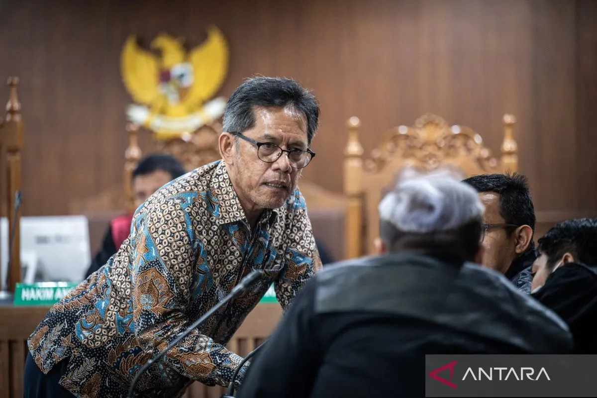 Terbukti terima suap dari pihak Sungai Budi Grup, dirut Inhutani V ...