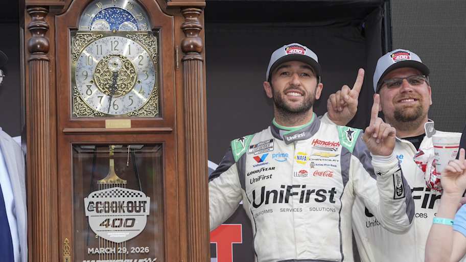 Chase Elliott's consistency already being rewarded under new NASCAR format
