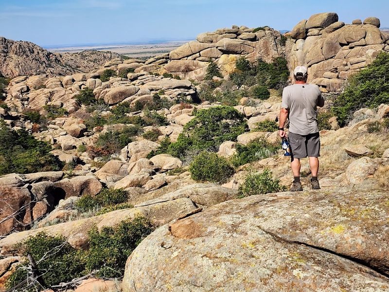 This picturesque Oklahoma trail takes you through granite boulders ...