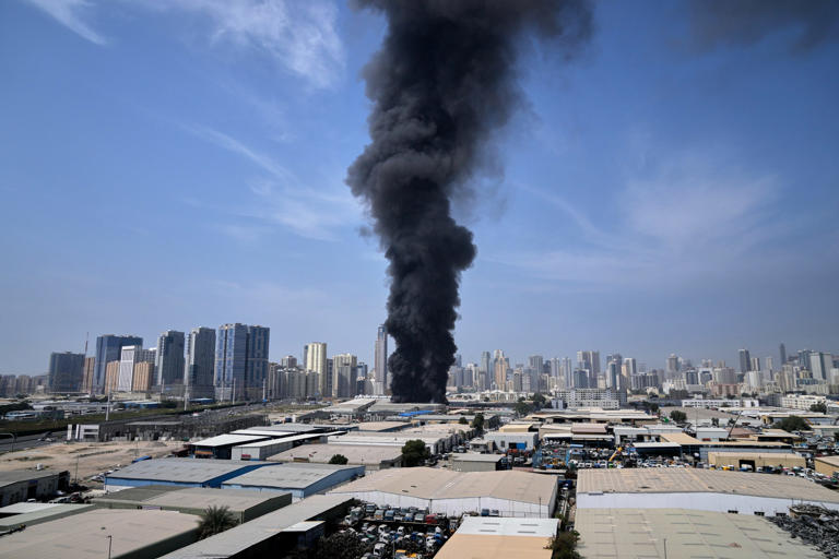 OWWA: 321 Filipinos, 20 OFW remains arrive from Kuwait