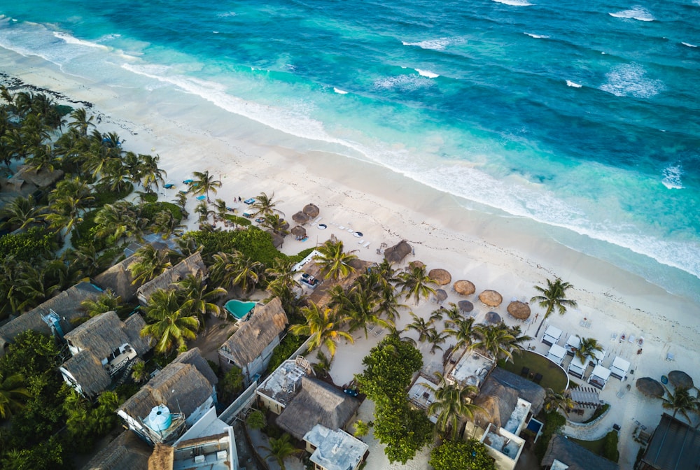 Major differences between Mexico and the Bahamas for first-time visitors
