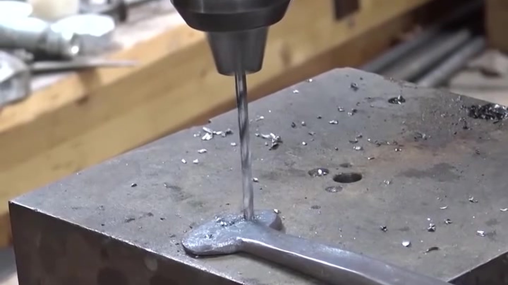 Forged iron skillet craft
