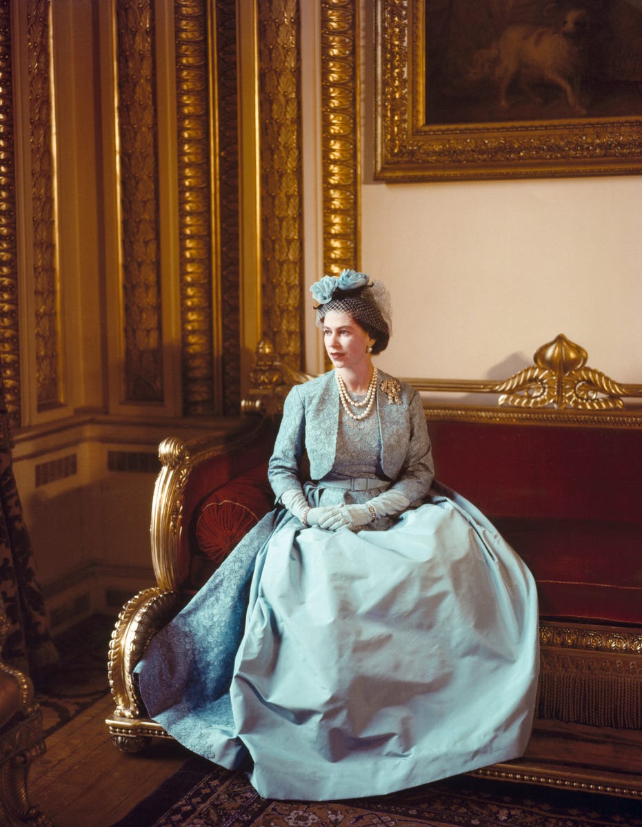 The sentimental story behind Queen Elizabeth's unexpected dress for ...