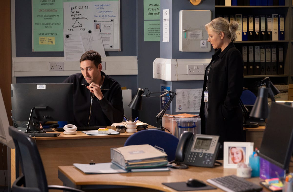 Coronation Street's Kit Green to be reported for assault as Mal returns