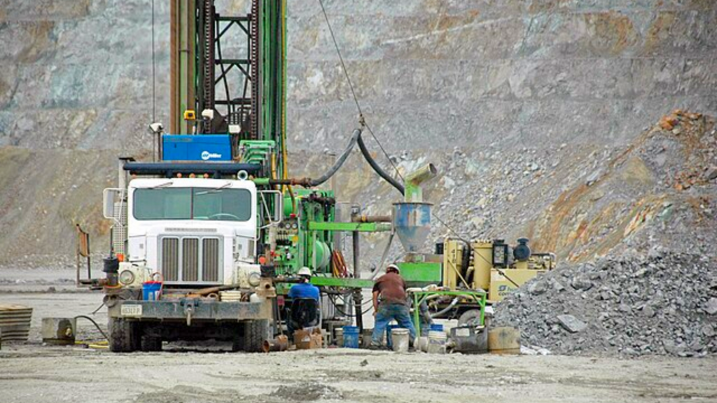 Massive gold deposit discovered, geologists say it could redefine ...