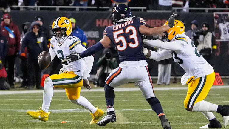 Why Ryan Poles could feel comfortable using first Bears pick on offense