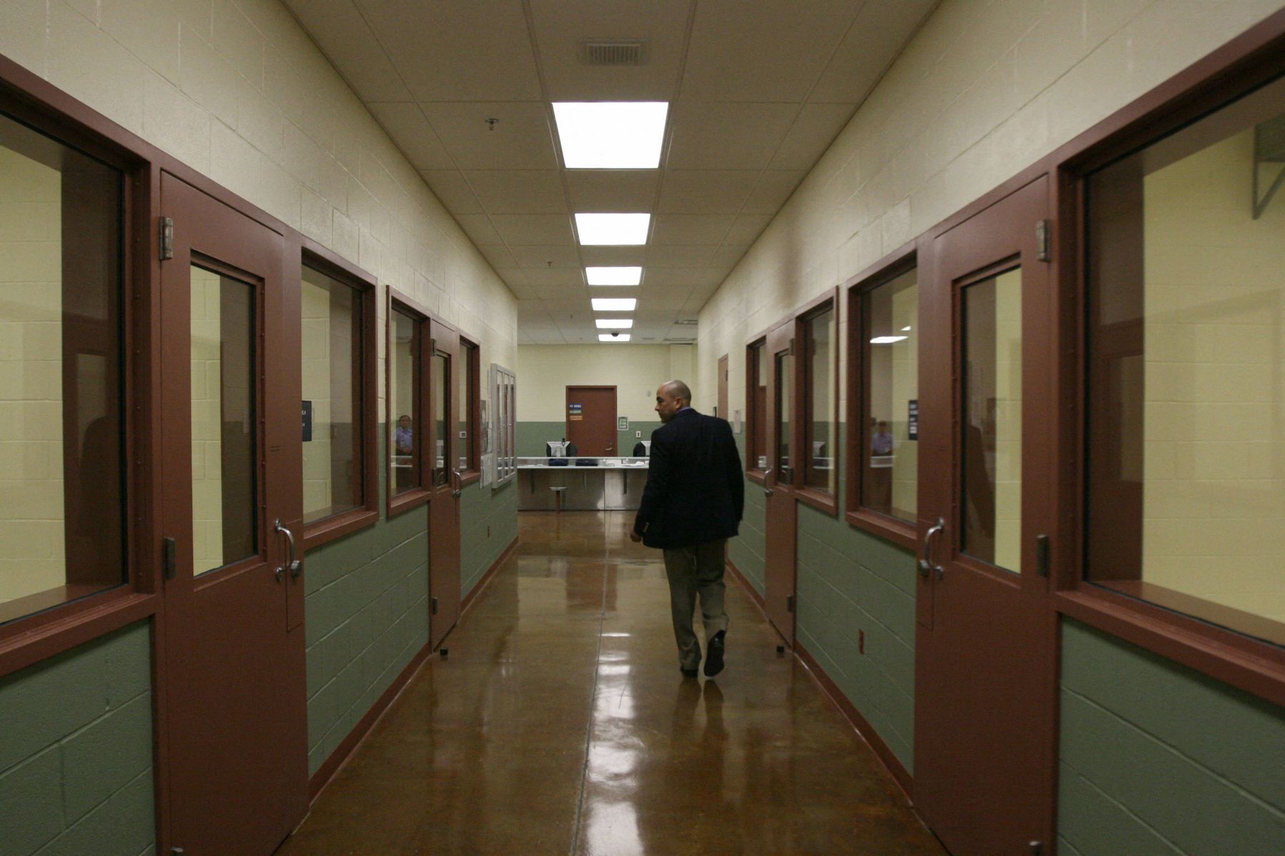 ICE: A Canadian woman and her seven-year-old daughter detained three ...