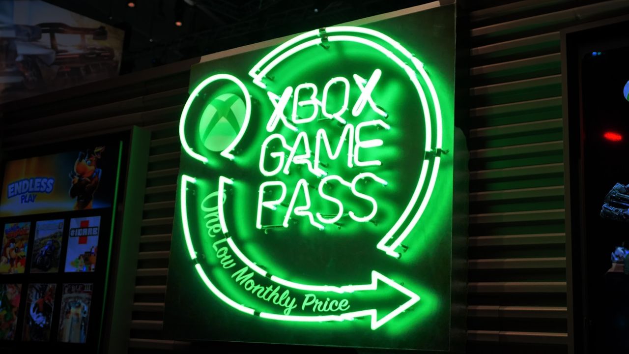 Fresh Xbox discoveries point to "Duet" codename: A companion to "Triton ...