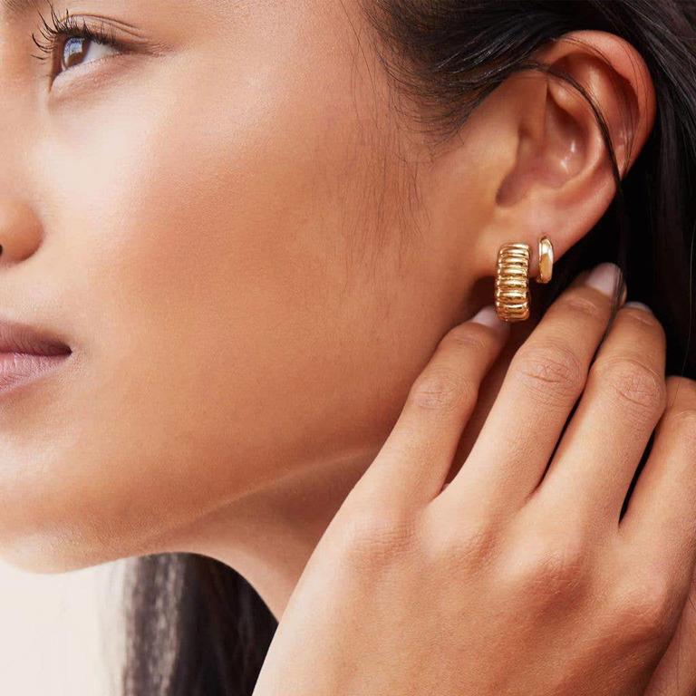 I own 17 pairs of gold hoops and I'm letting you in on the best ones