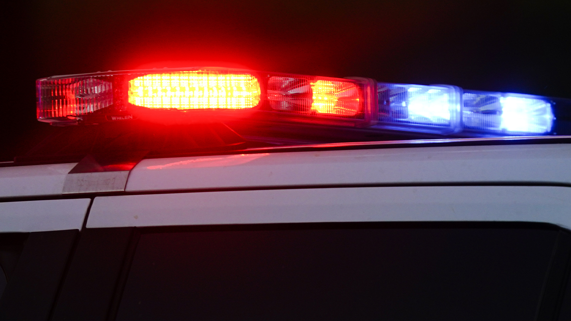 1 killed in major car crash in Chicago suburb, with victim found lying ...