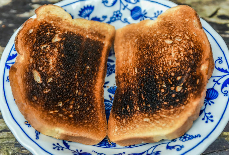 If you like to eat burnt toast, these are the real risks