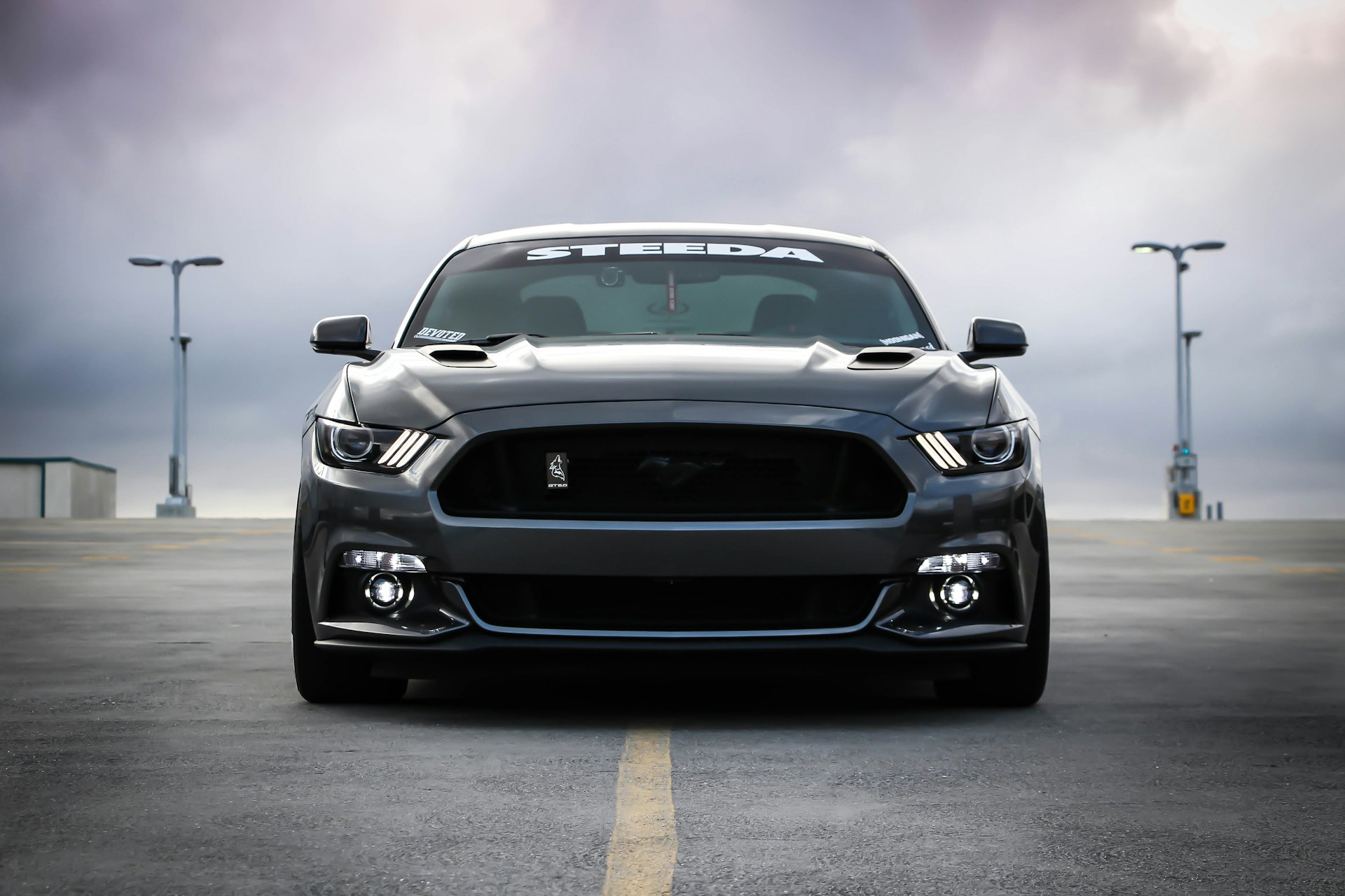 What to do before buying a high-mileage used vehicle?