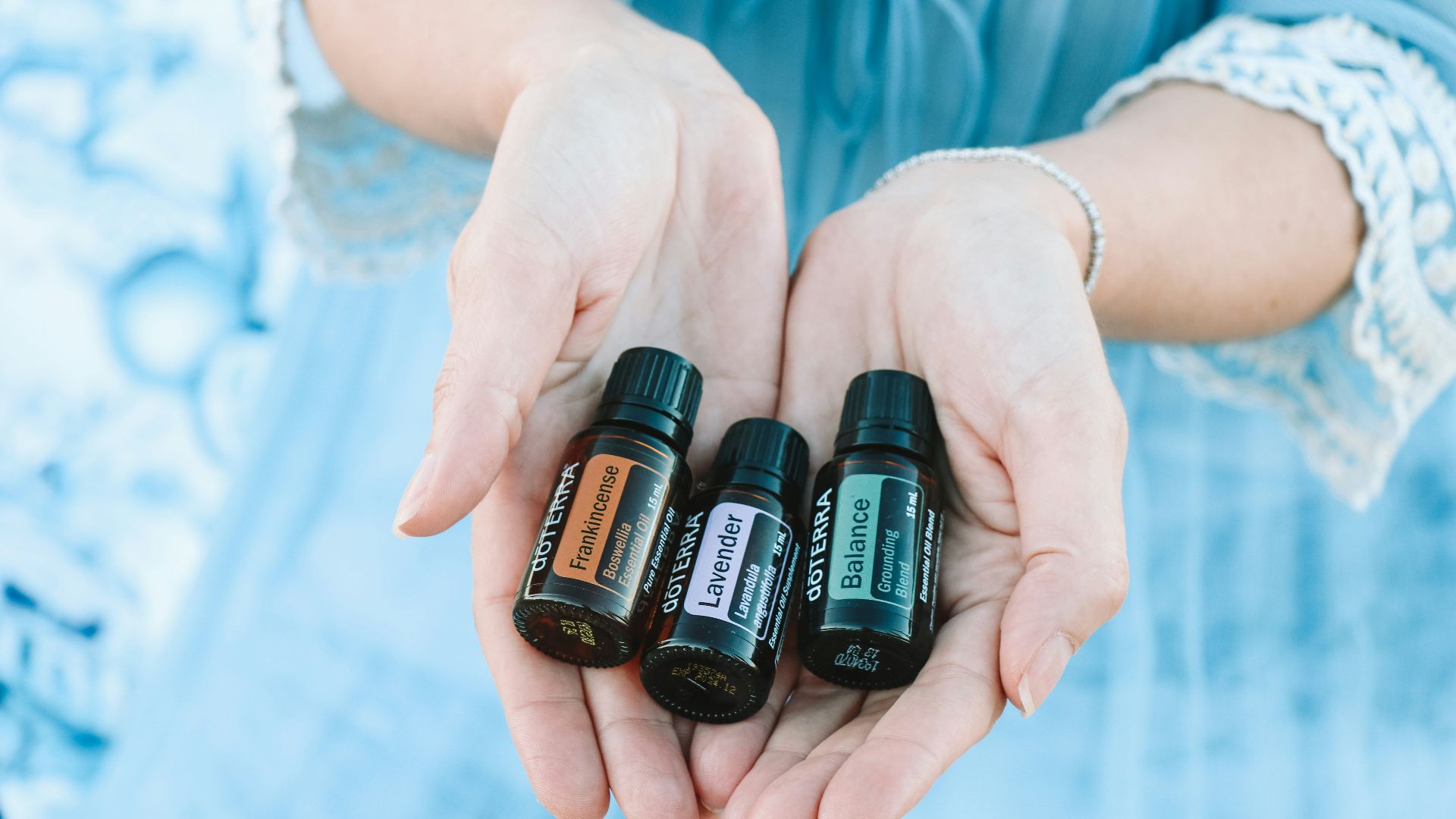 10 ingredients to avoid in “natural” skincare & 10 gentle products to try