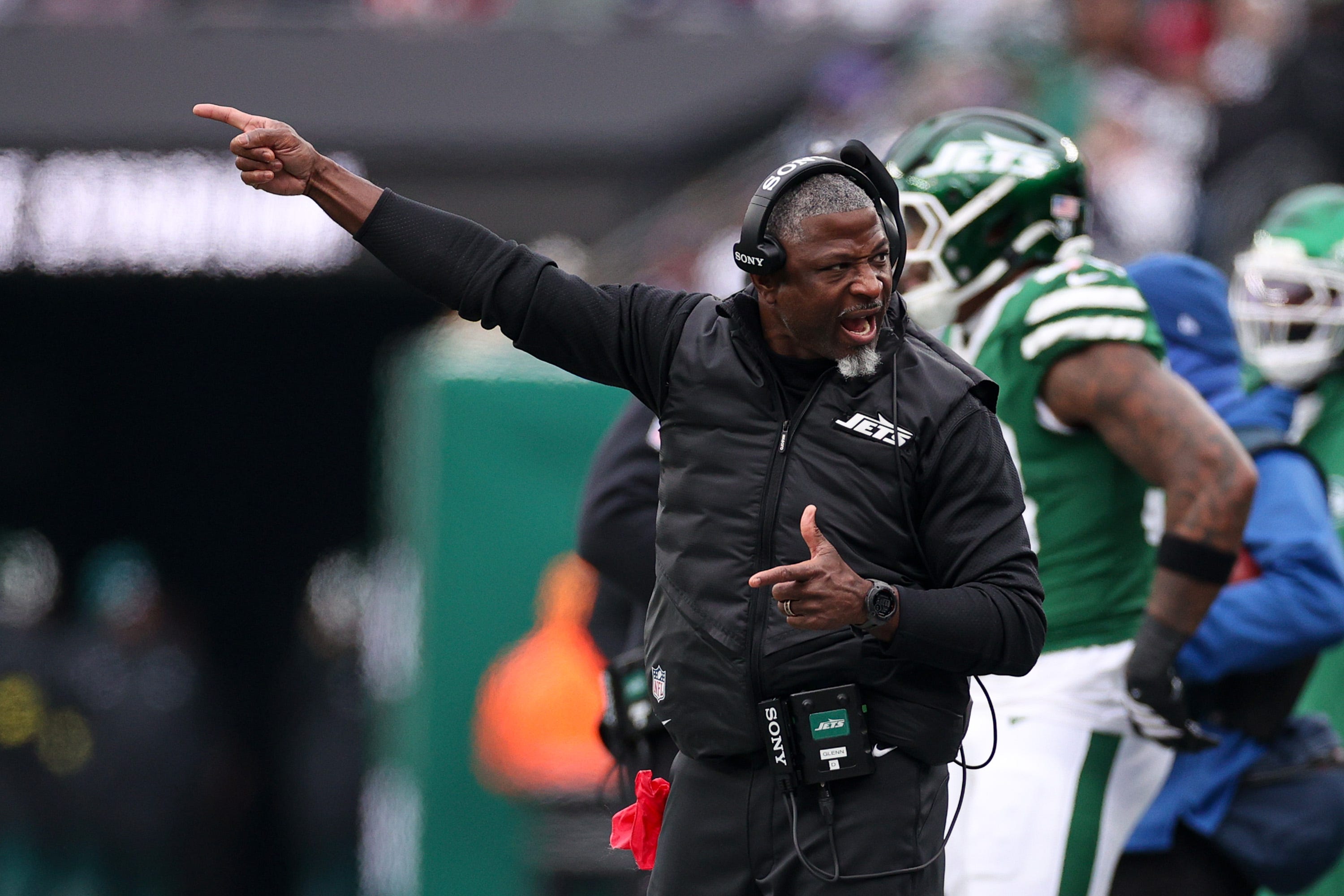 Bill Parcells' old blueprint clashes with the Jets’ top QB option