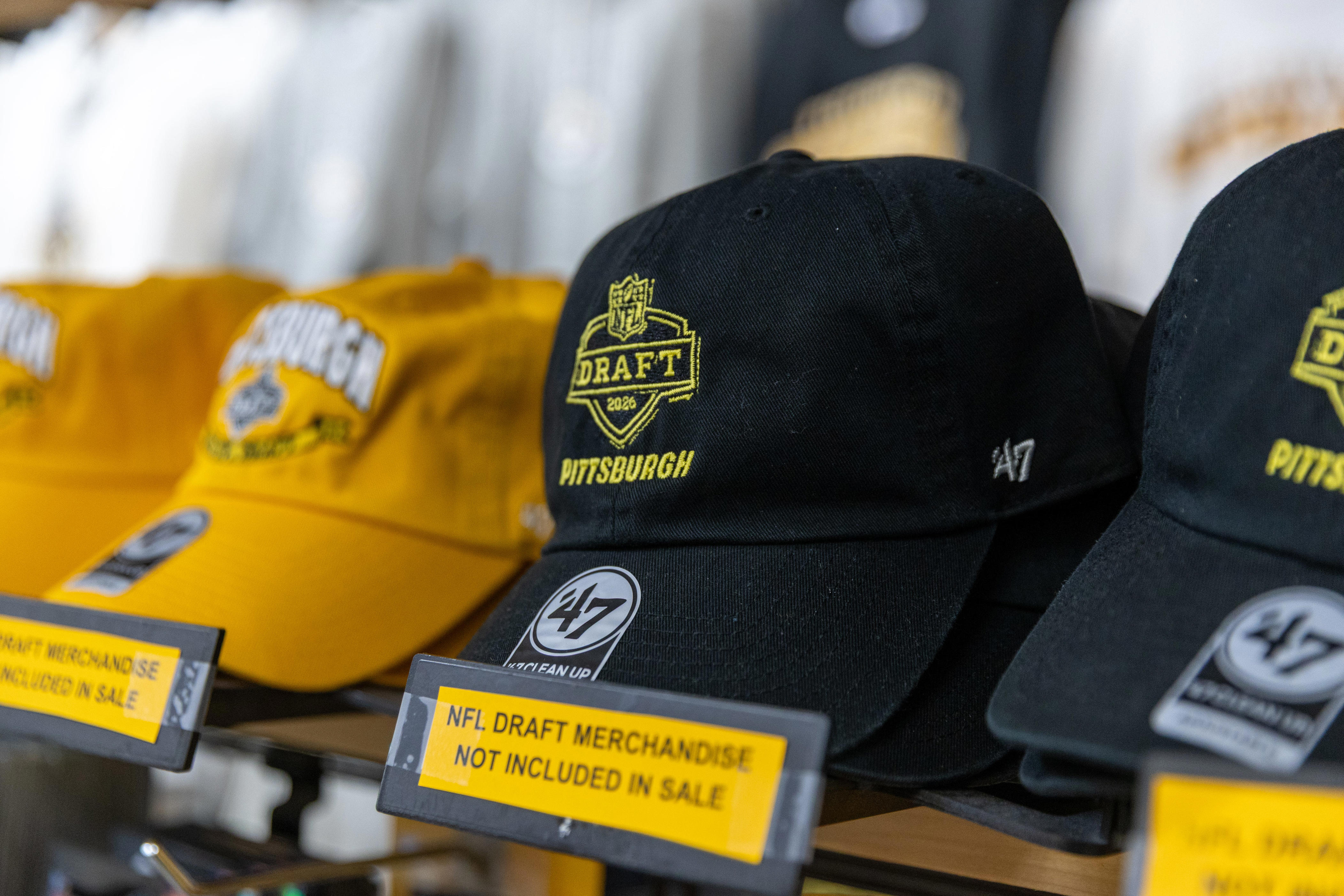 Complete 2026 NFL draft order for 32 first-round picks