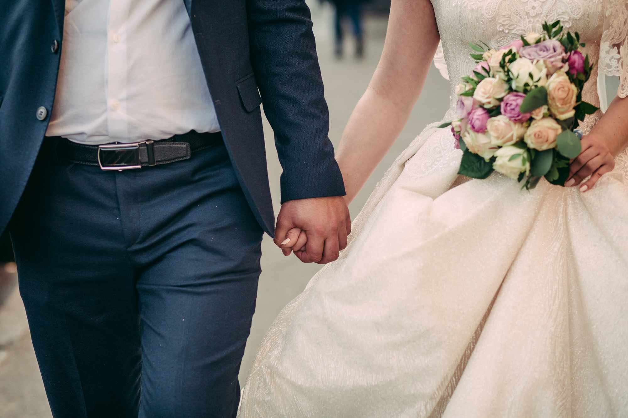 Married people have a lower risk of cancer, new study finds