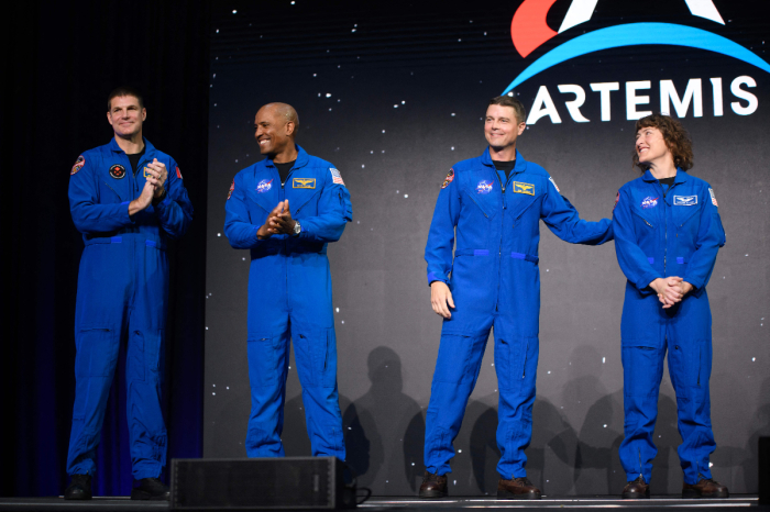 Christian song wakes up Artemis II astronauts on day 6 of mission