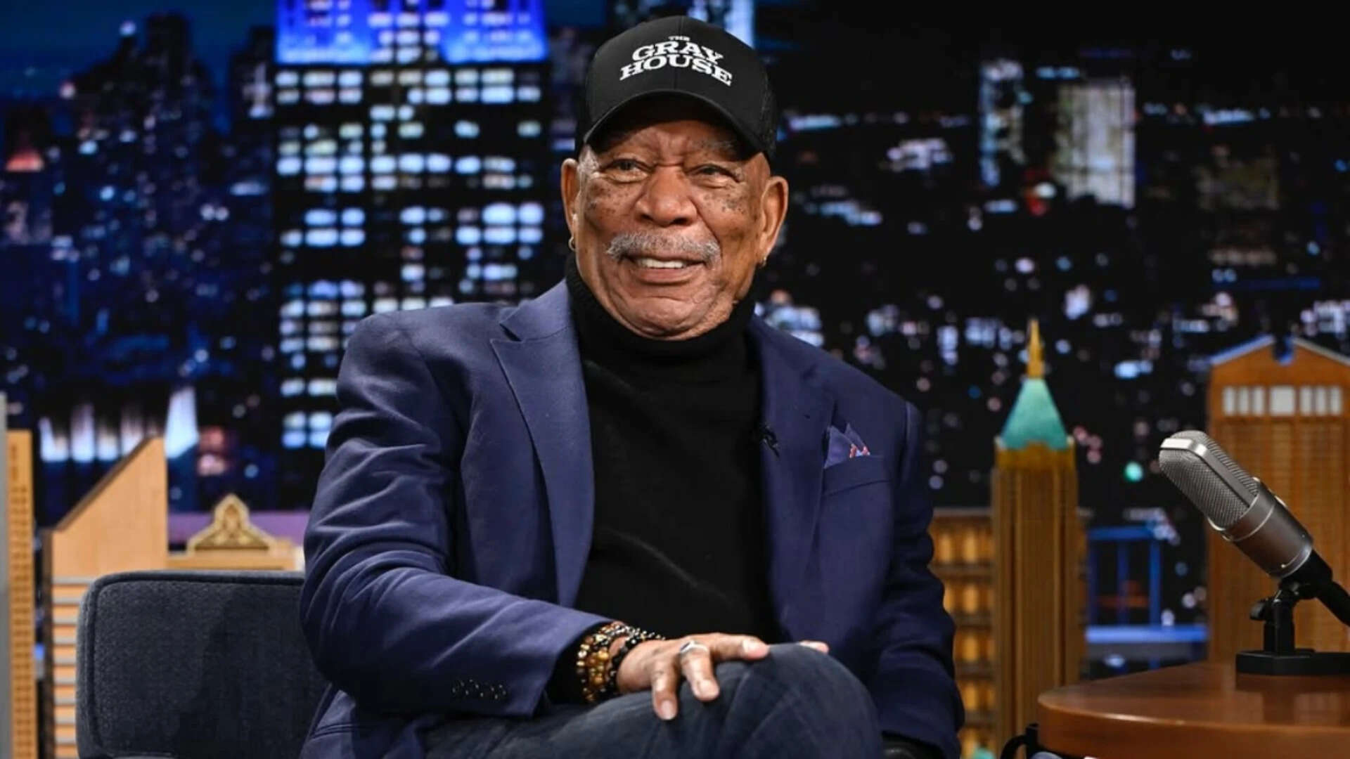 Quote of the day by Morgan Freeman: 'It's foolish to think you're gonna ...