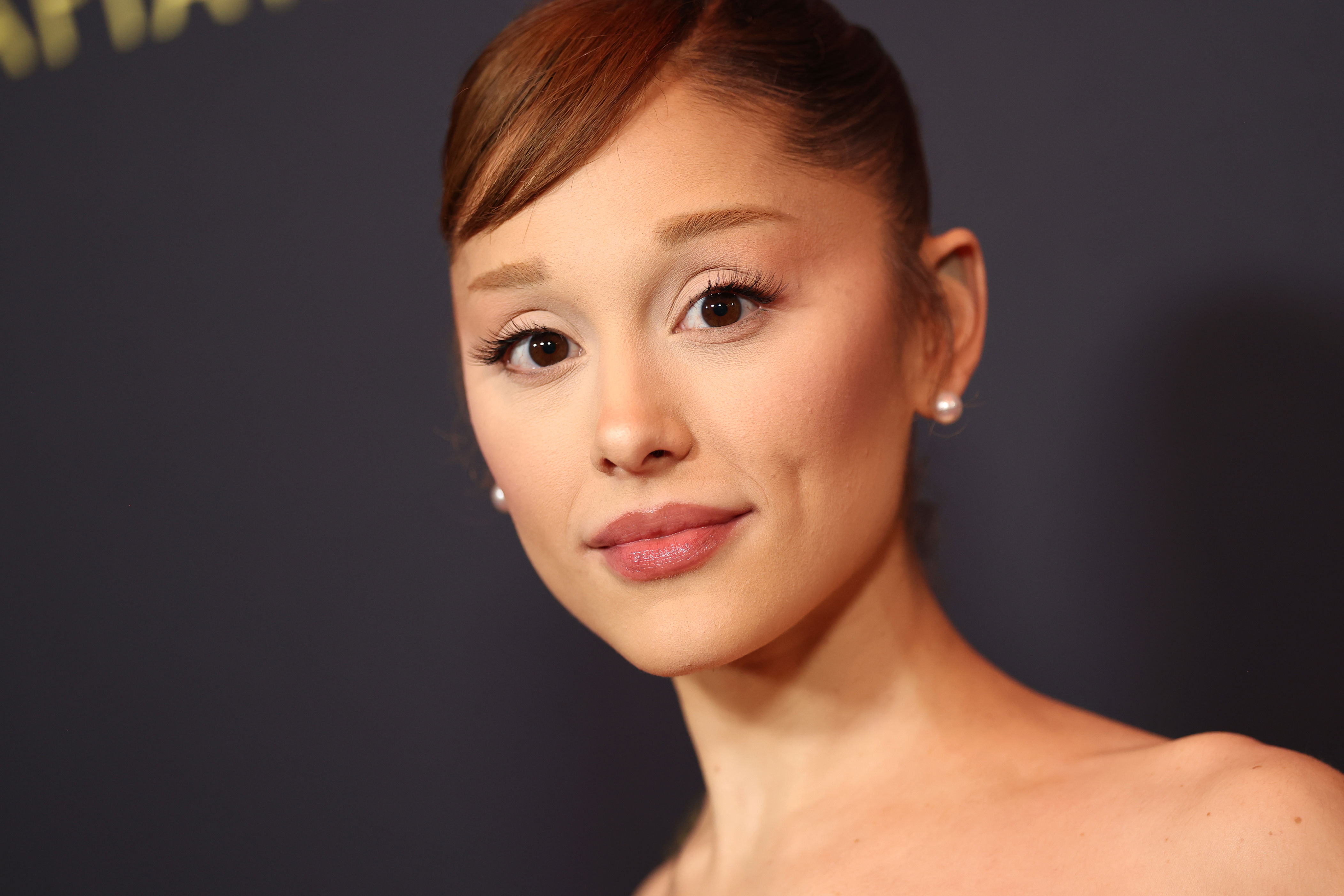 Ariana Grande back in the studio as new album rumors surface